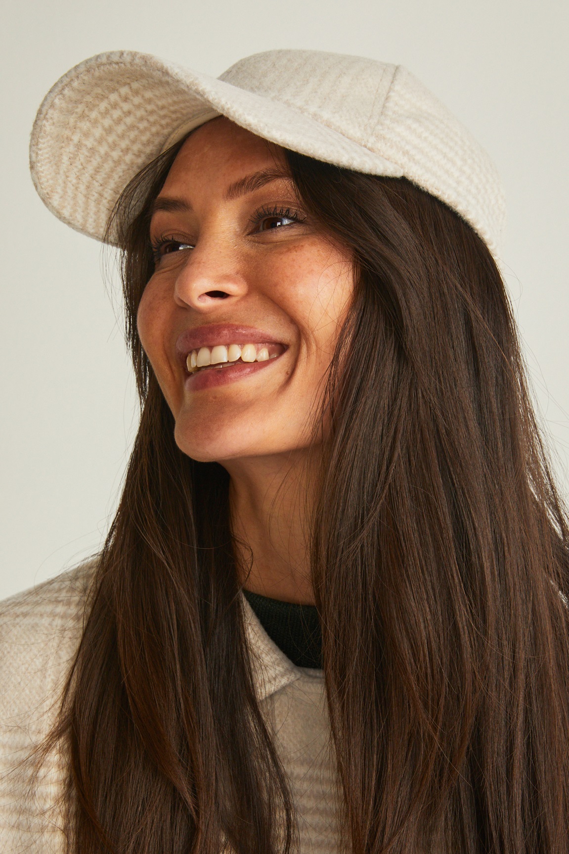 Dobber Carla Cap Beige Check | MQ Marqet