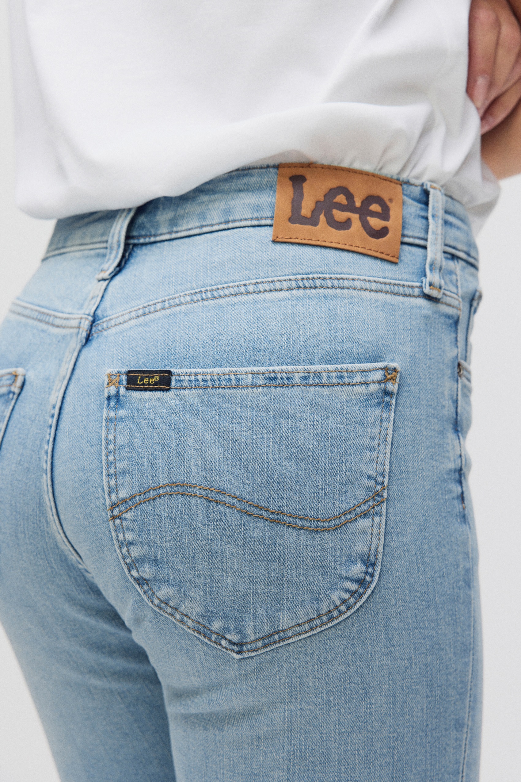 Lee Breese Boot Flashes Oflight | MQ Marqet