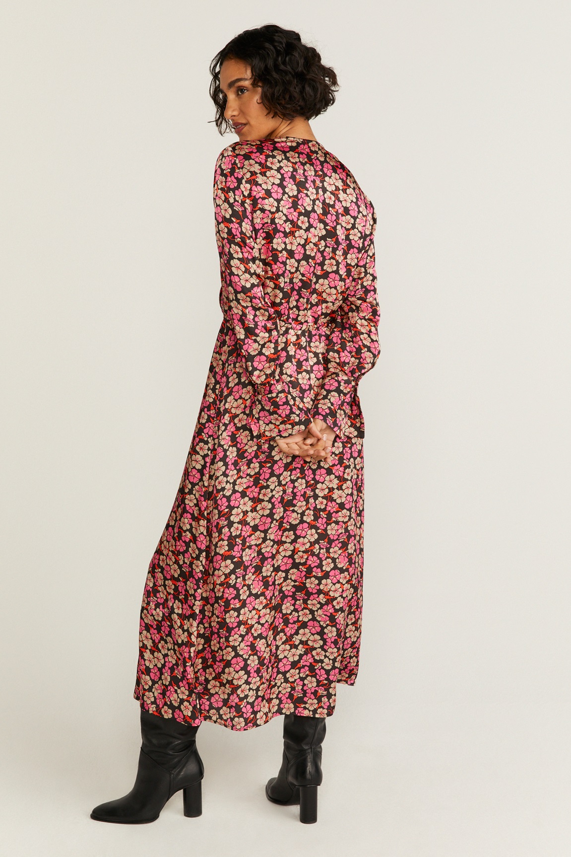 Second Female Victory V-neck Dress Camellia Rose | MQ Marqet