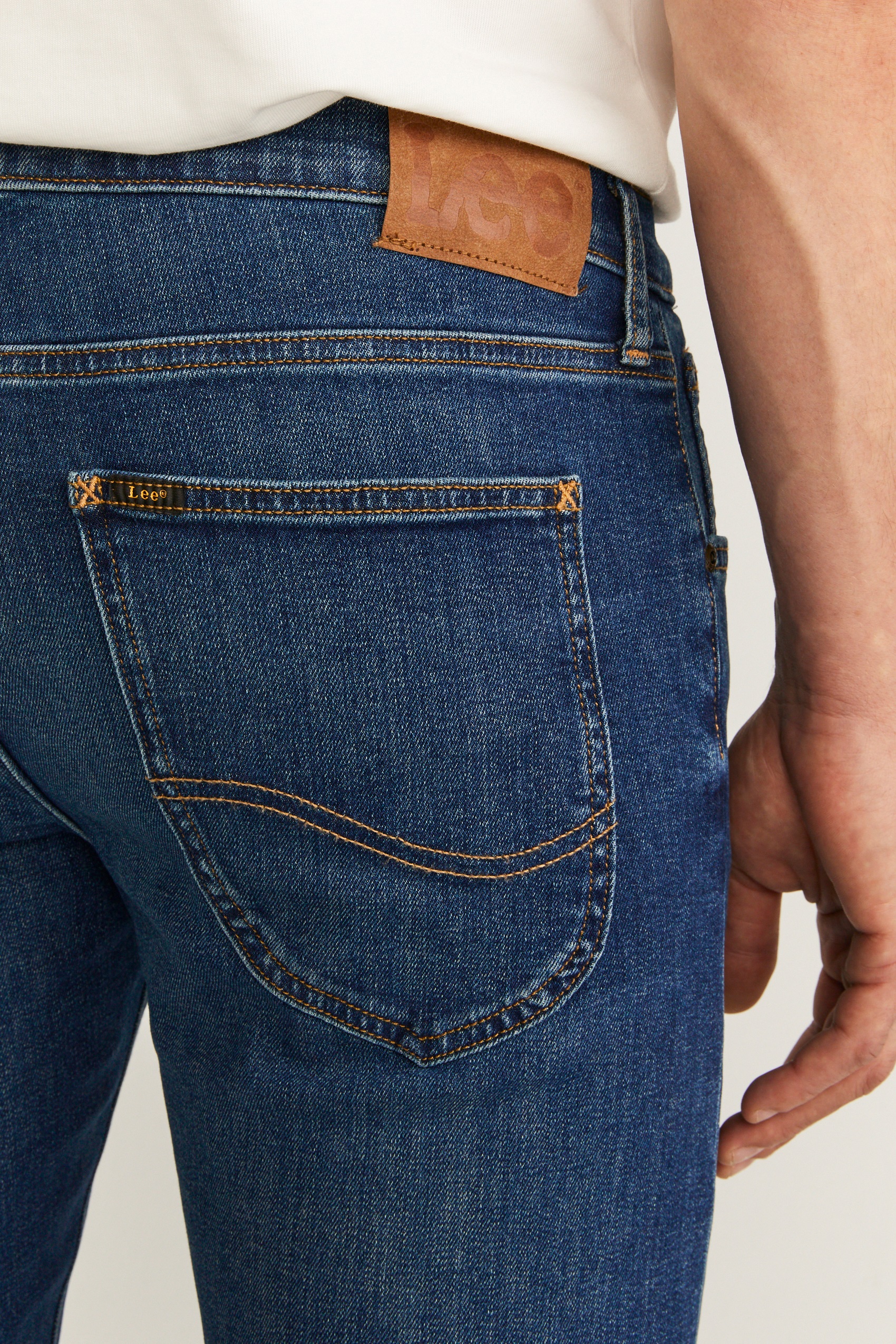 Lee Luke Peace Train | MQ Marqet